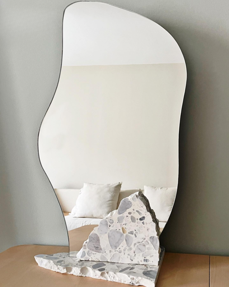 35 Trending Standing Mirror Decorating Ideas for Modern Homes ...