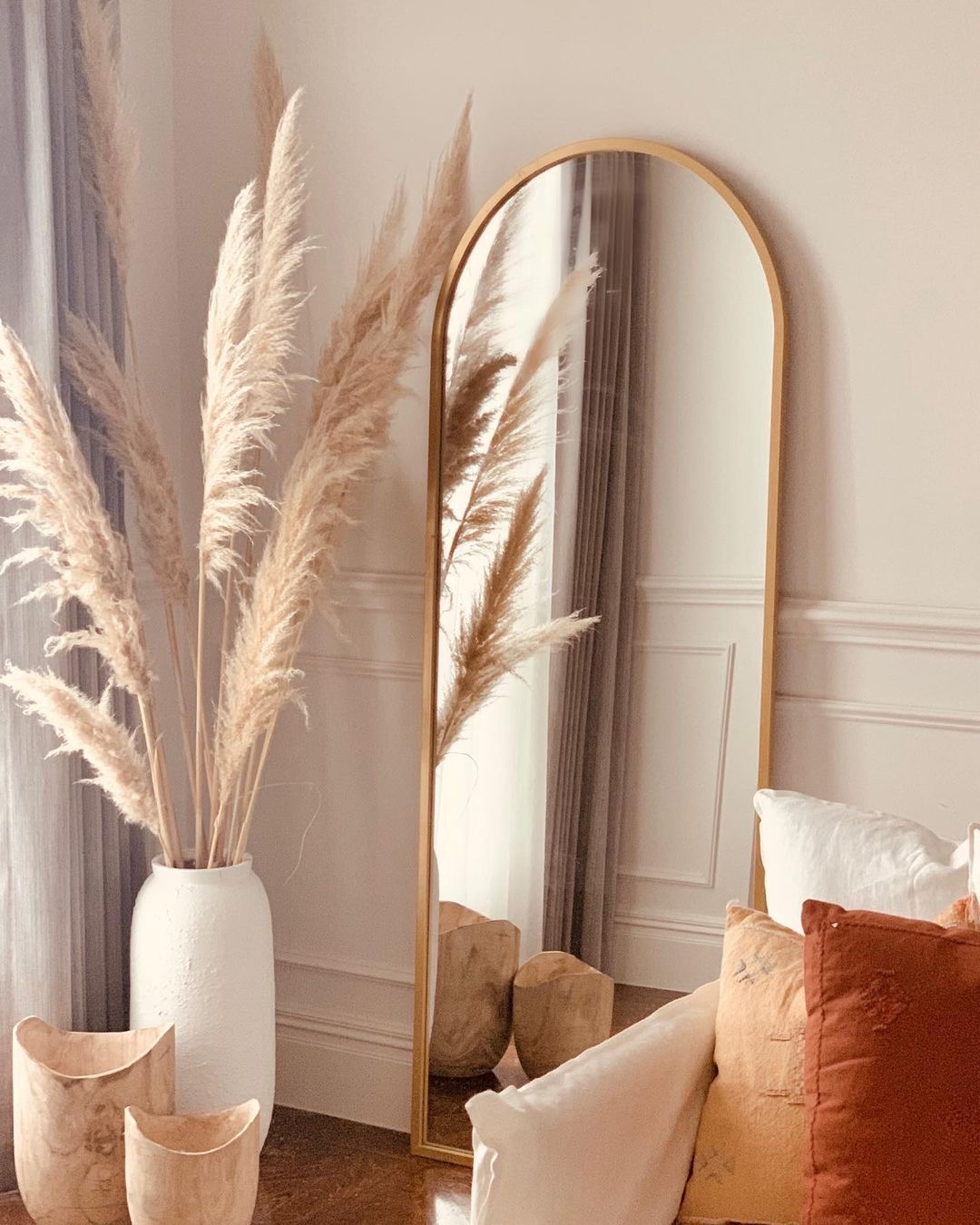 35 Trending Standing Mirror Decorating Ideas for Modern Homes ...