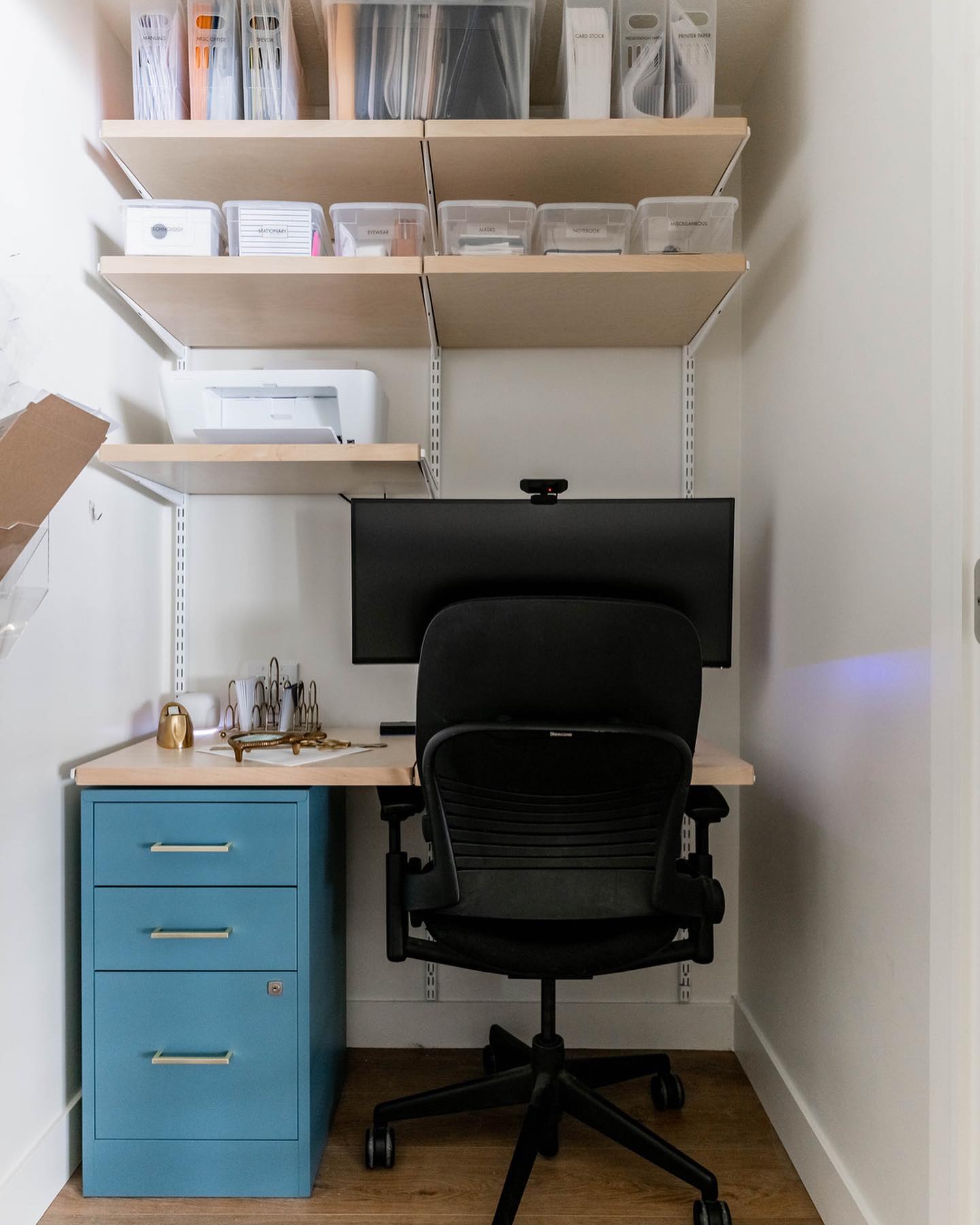 Top 30 Pantry Home Office Designs to Inspire Your 2025 Workspace ...