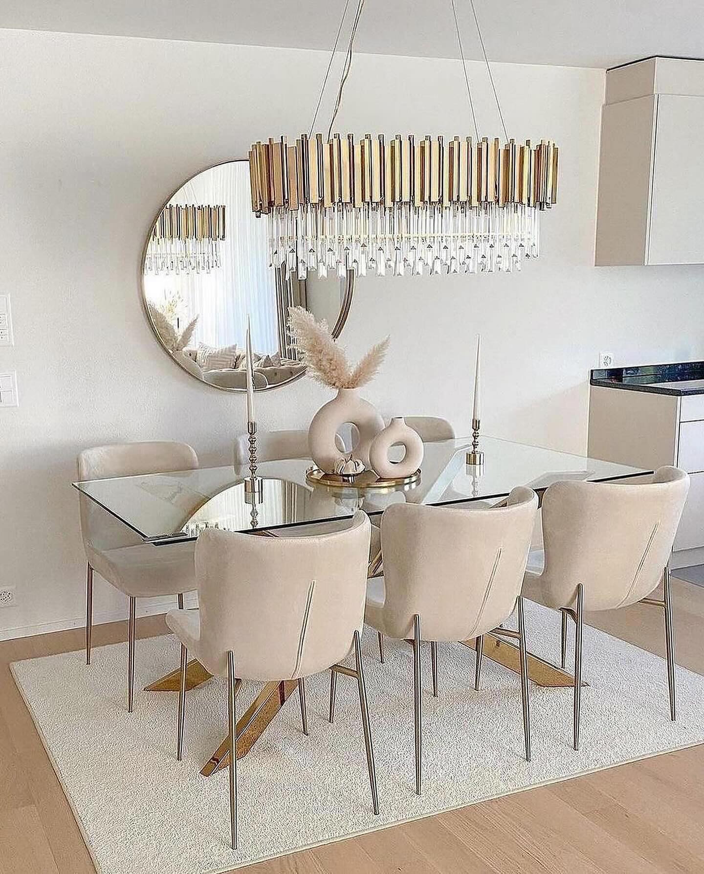 31 Unique Ways to Enhance Your Dining Room with Mirrors - placeideal.com