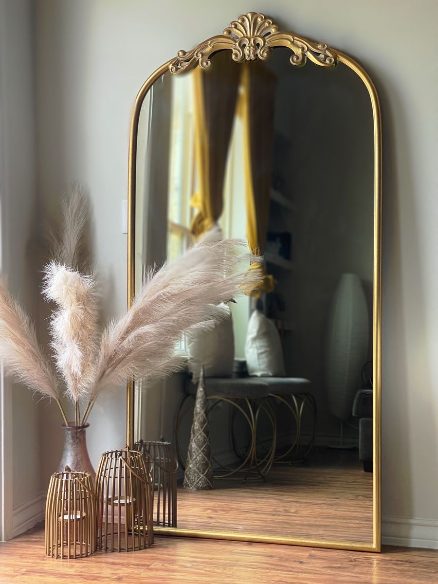 33 Chic Ways to Style with Gold Mirrors in 2025 - placeideal.com