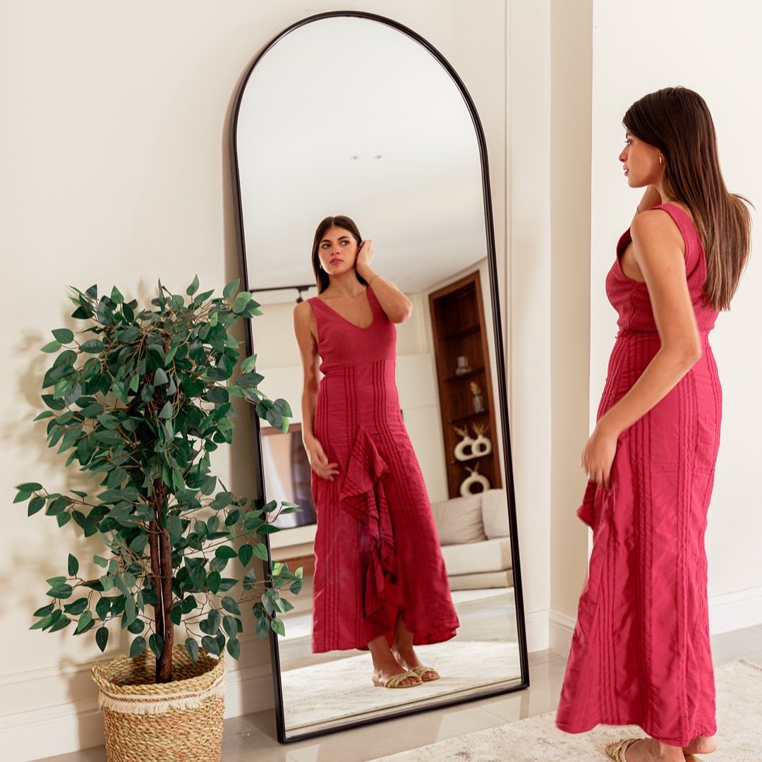 35 Trending Standing Mirror Decorating Ideas for Modern Homes ...