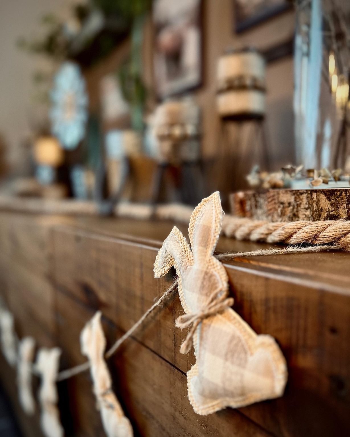 30 Fresh Farmhouse Easter Decor Ideas for a Chic 2025 Celebration ...