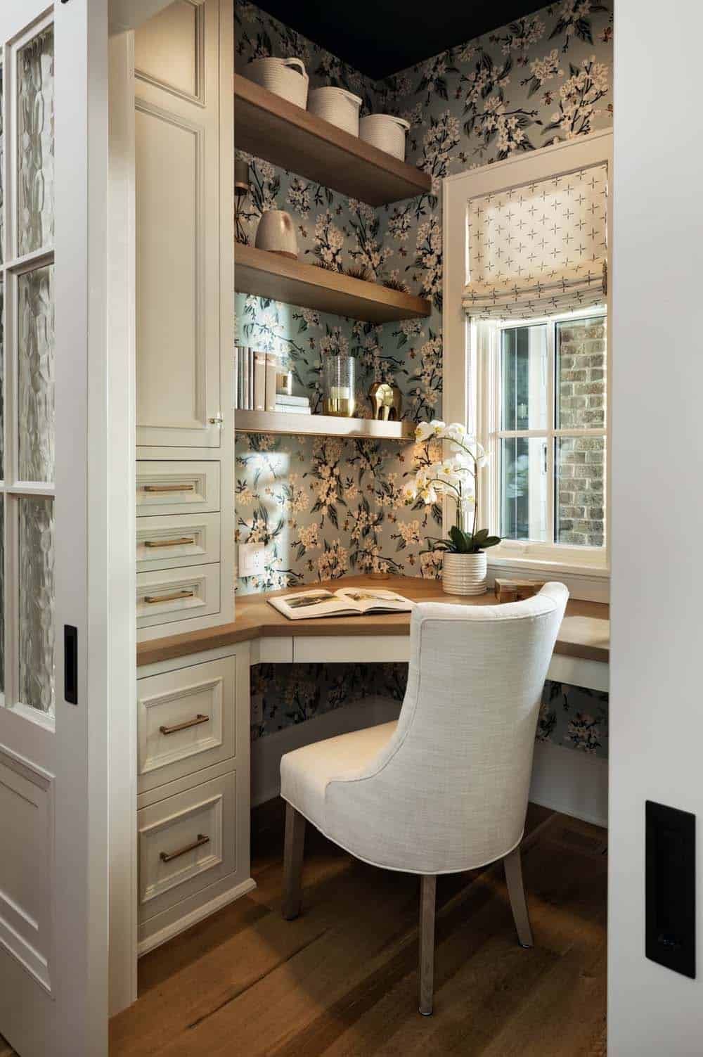Top 30 Pantry Home Office Designs to Inspire Your 2025 Workspace ...