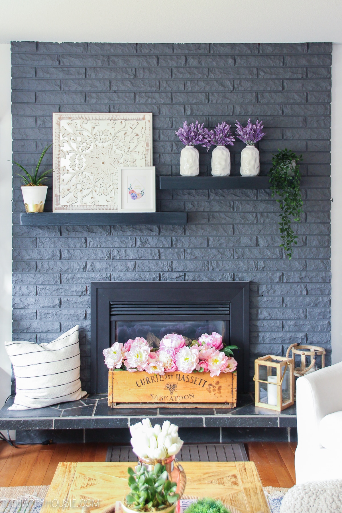 Revitalizing Your Space: Fresh Mantel Decor Ideas for Spring ... Revitalizing Your Space: Fresh Mantel Decor Ideas for Spring ...