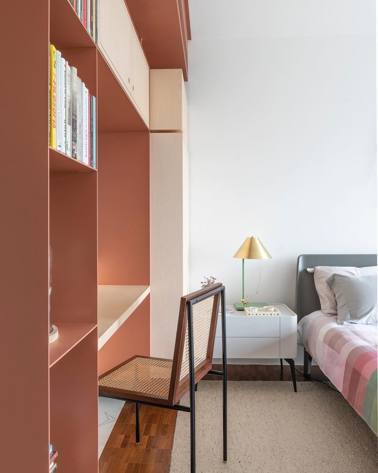 38 Inspiring Home Office in Bedroom Designs for Maximized Space ...