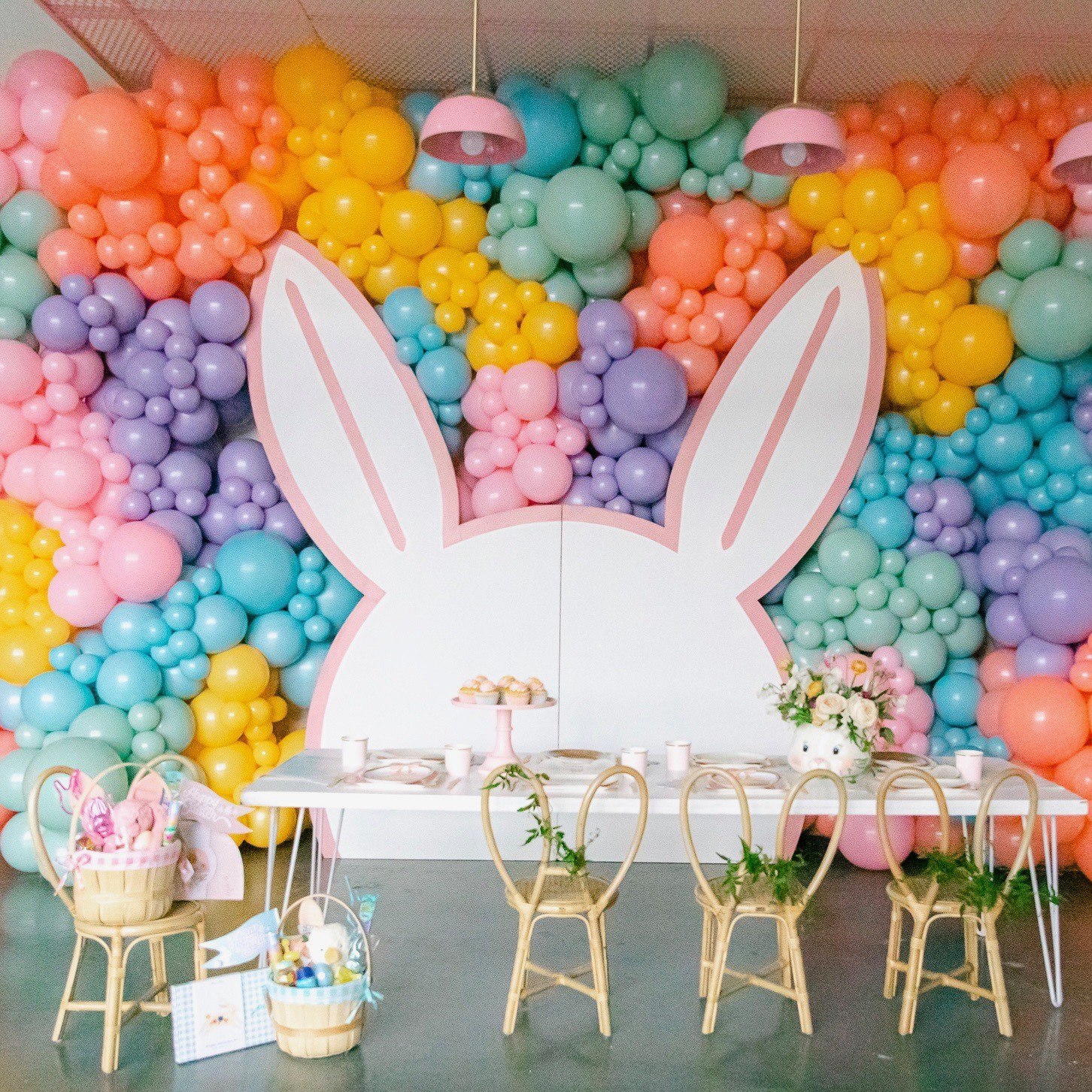 Easter Decor: Celebrating the Season of Renewal with Enchanting Home ...