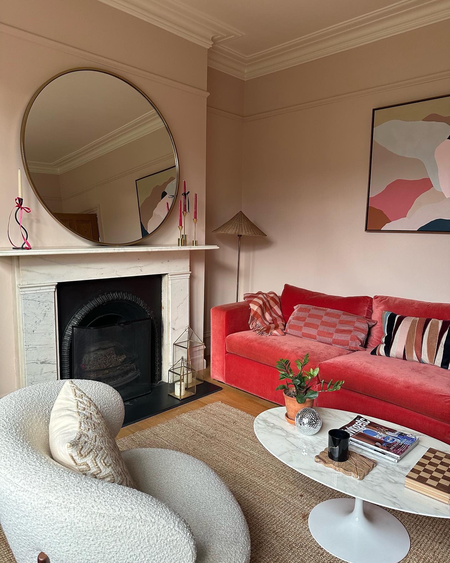 Reflecting Style: Mastering the Art of Decorating with Mirrors in Your ...