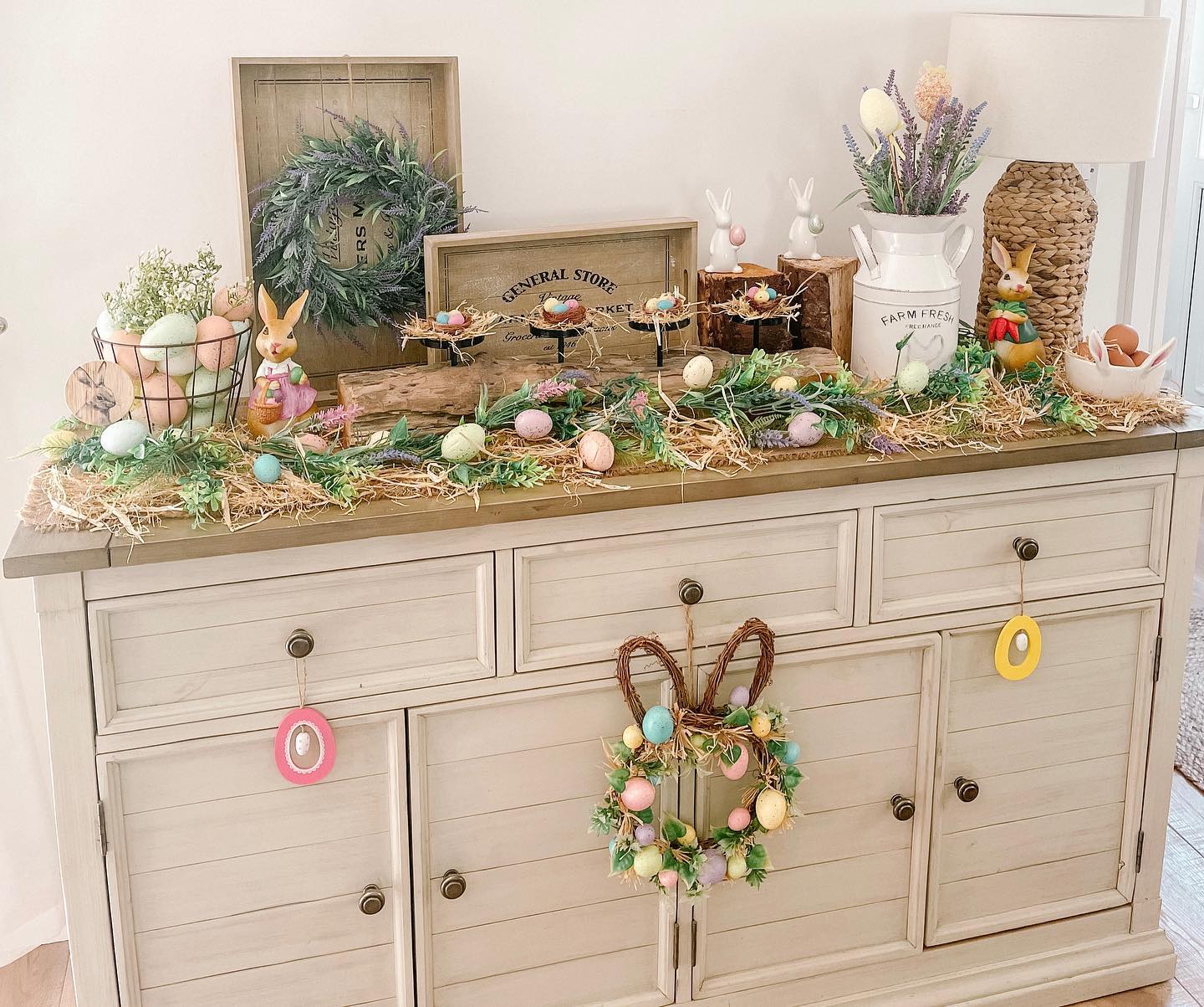 30 Fresh Farmhouse Easter Decor Ideas for a Chic 2025 Celebration ...