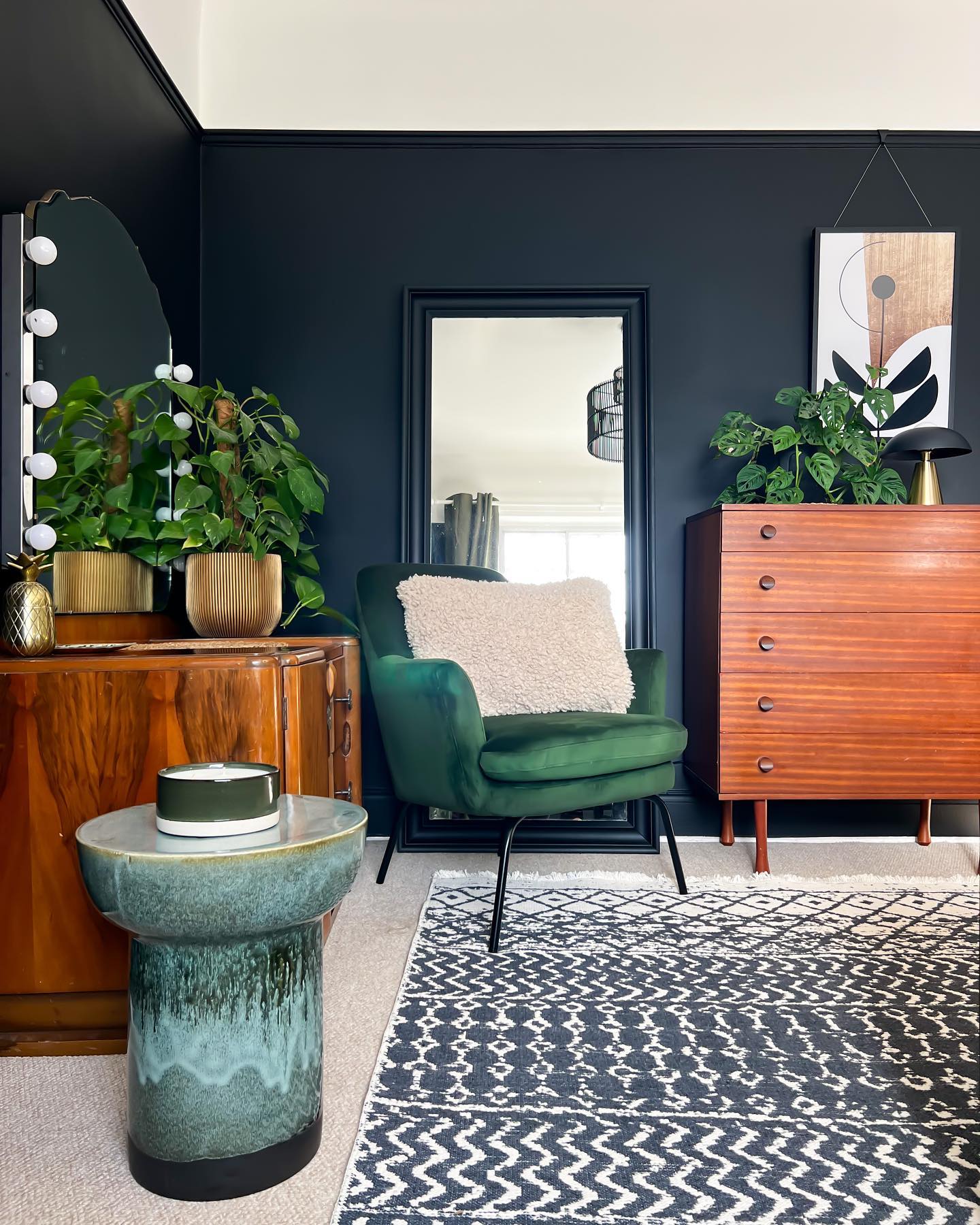 Reflecting Style: Mastering the Art of Decorating with Mirrors in Your ...