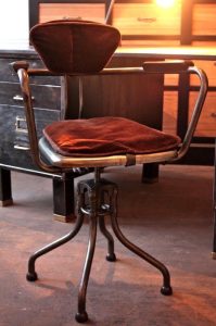 Explore 31 Innovative Workshop Chair Designs for 2025 - Trendsetting ...