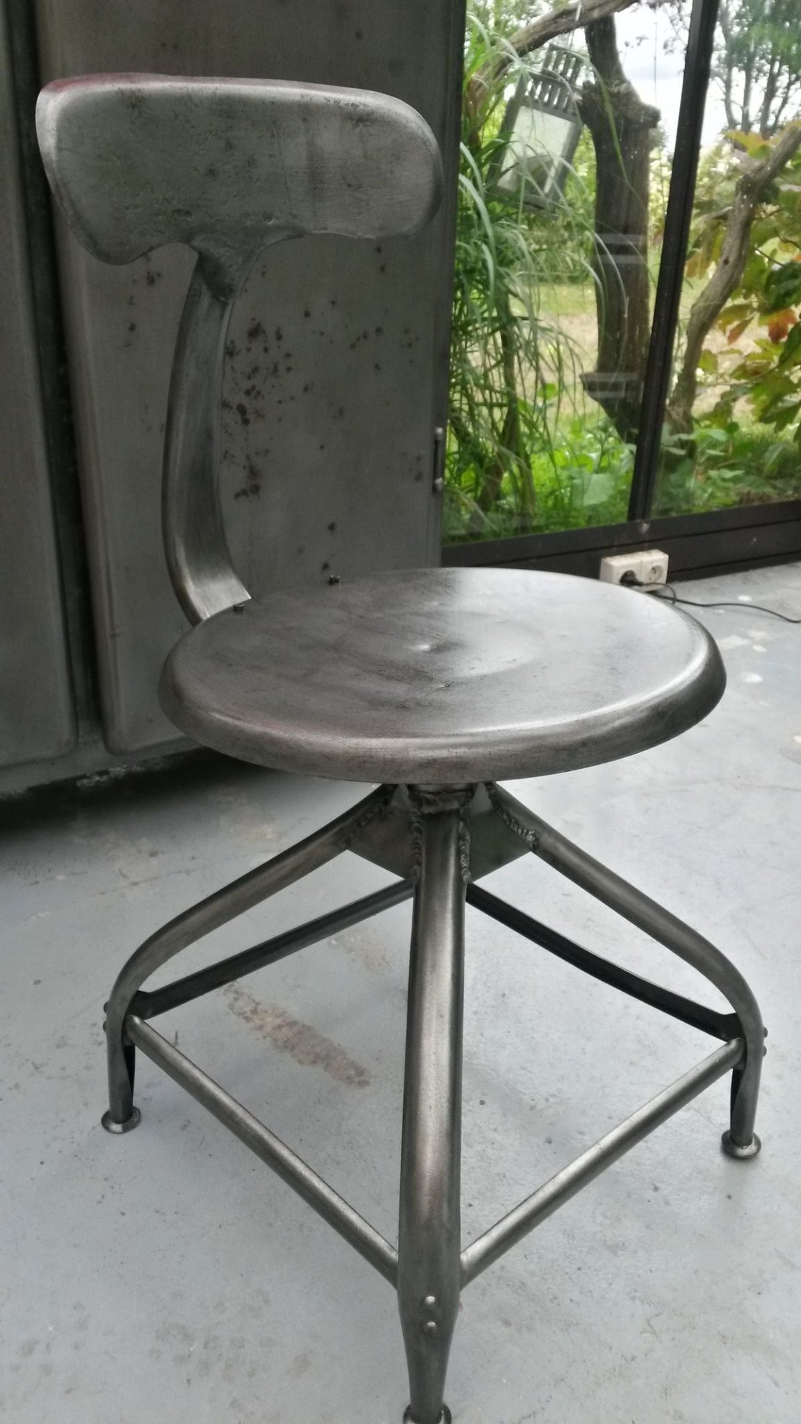 Explore 31 Innovative Workshop Chair Designs for 2025 - Trendsetting ...