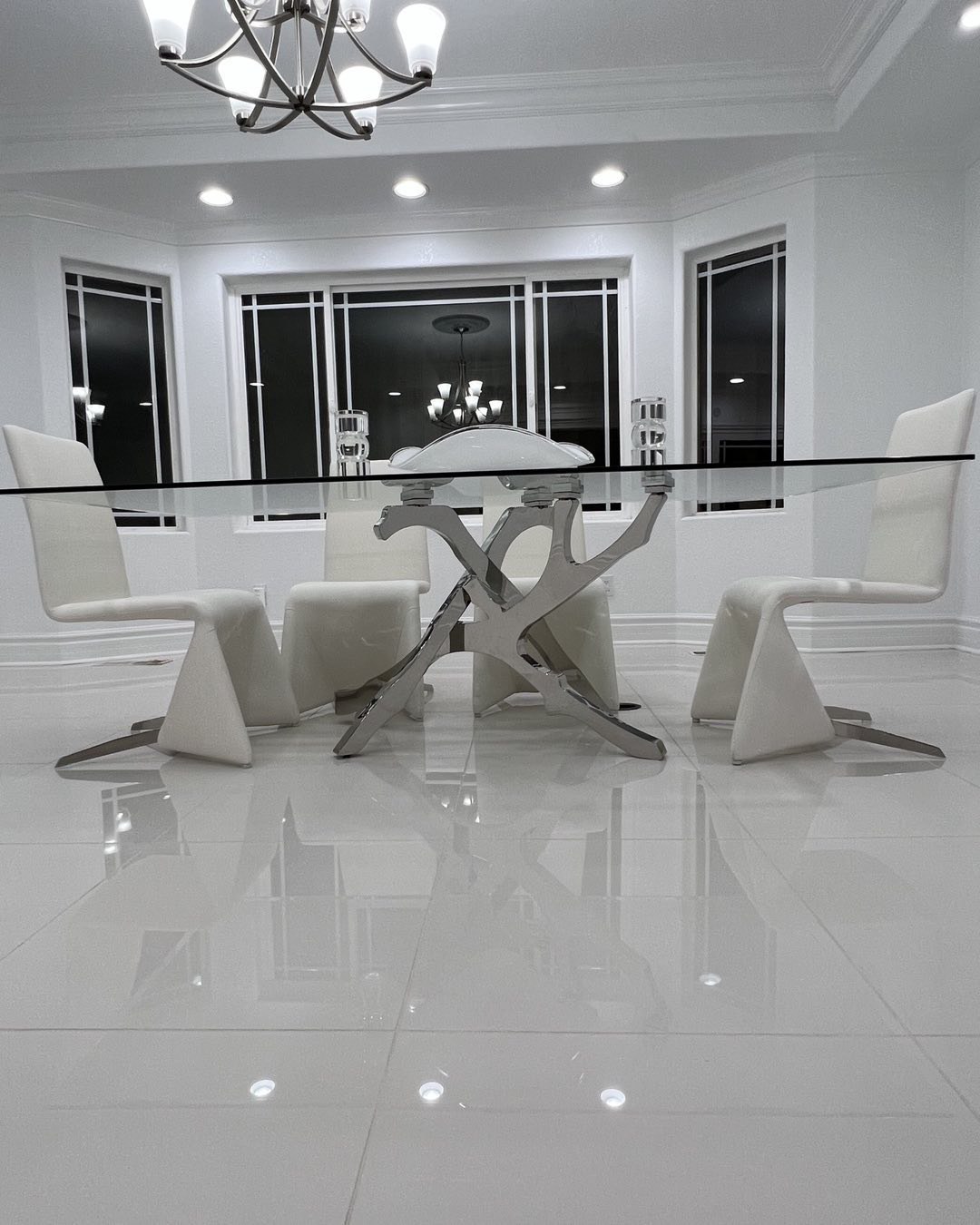 Explore 27 Modern Desk Designs 2025: Fusion of Luxury & Innovation ...