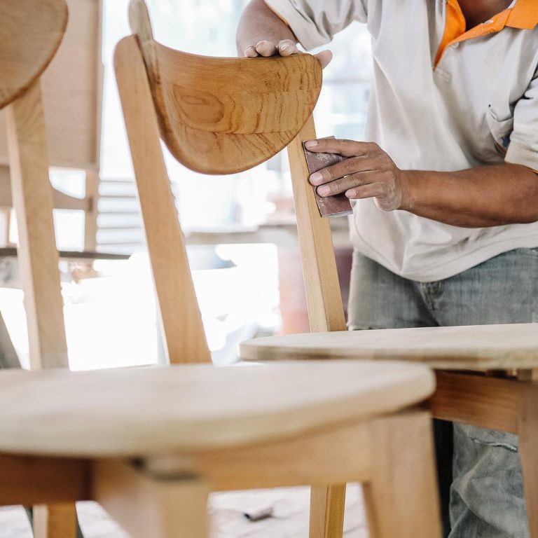 Discover 33 Wooden Chair Designs for 2025: Timeless Elegance Meets ...
