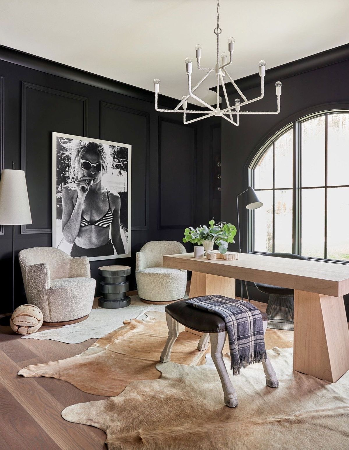 Explore 27 Modern Desk Designs 2025: Fusion of Luxury & Innovation ...