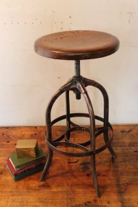 Explore 31 Innovative Workshop Chair Designs for 2025 - Trendsetting ...