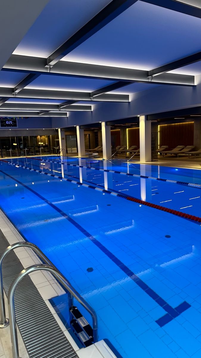 28 Swimming Pool Ideas 2025: Dive Into Modern Home Pool Trends ...