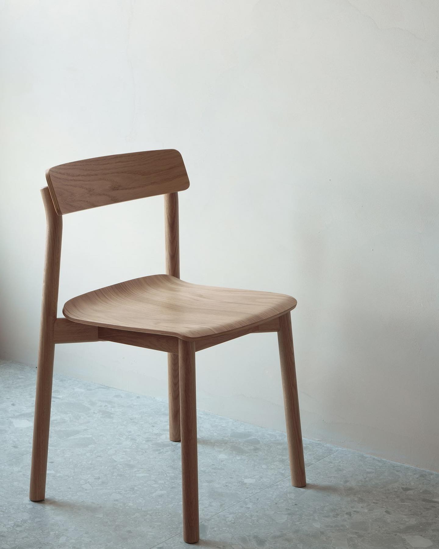 Discover 33 Wooden Chair Designs for 2025: Timeless Elegance Meets ...