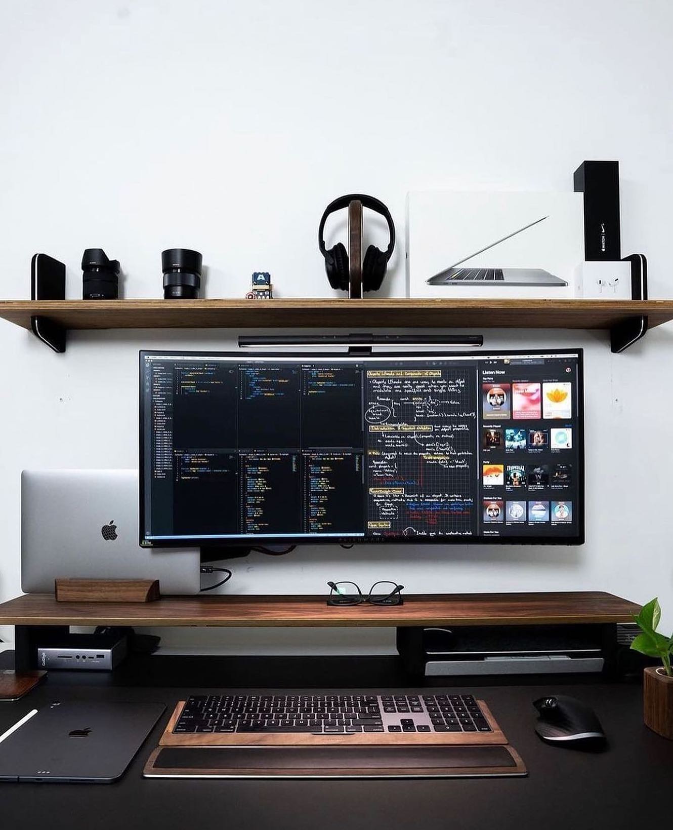 41 Must-Have Desk Accessories: Elevate Your Workspace Aesthetics ...