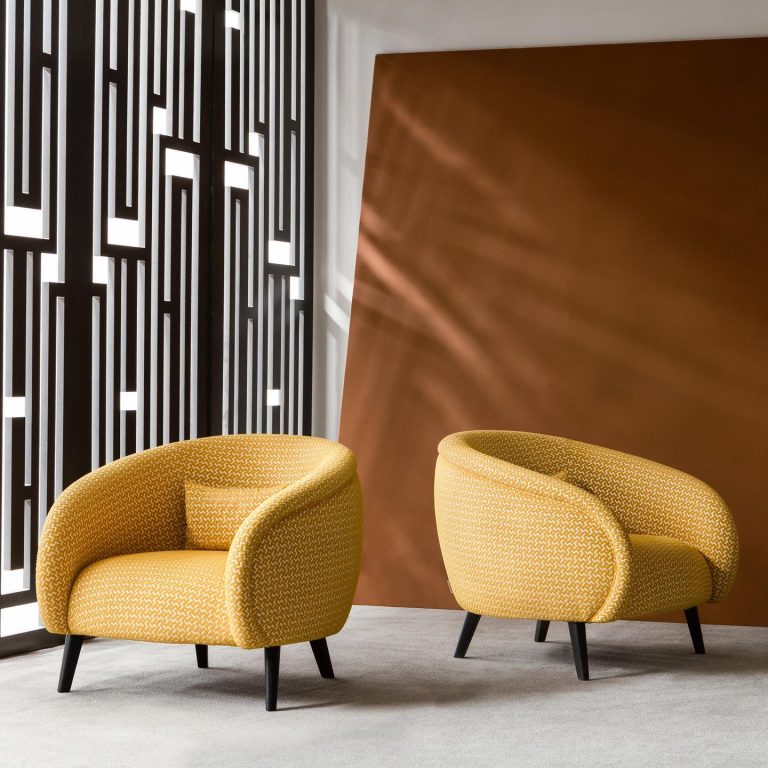 34 Arm Chair 2025 Trends: Elegant & Modern Seating Solutions ...