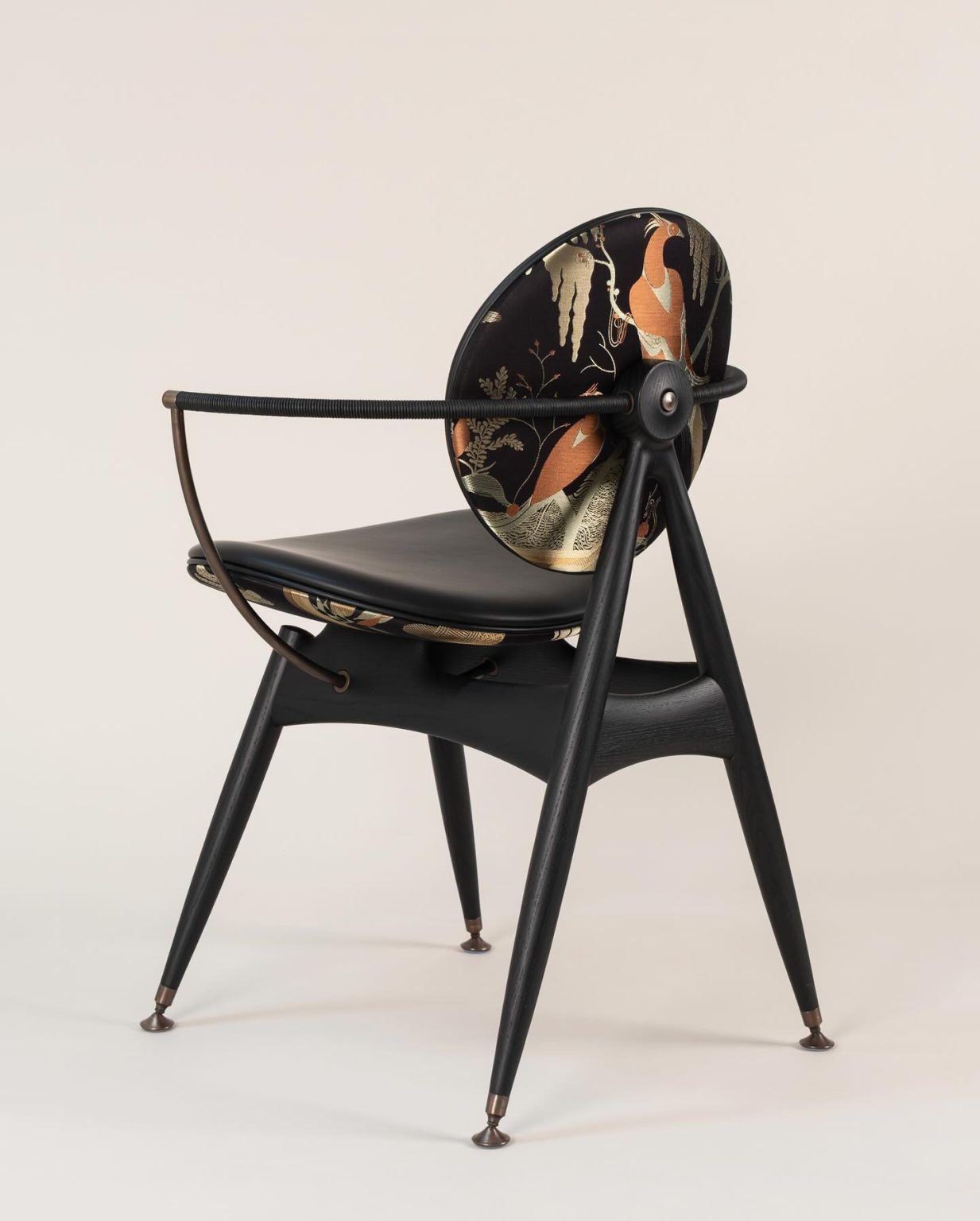 Top 30 Black Accent Chair Styles 2025: Chic & Versatile Designs ...