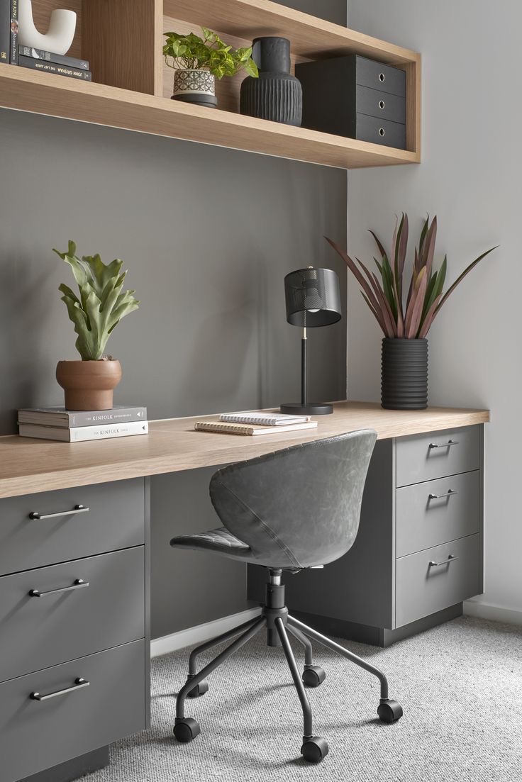 Explore 26 Trendsetting Desks with Drawers for 2025 - Innovate Your ...
