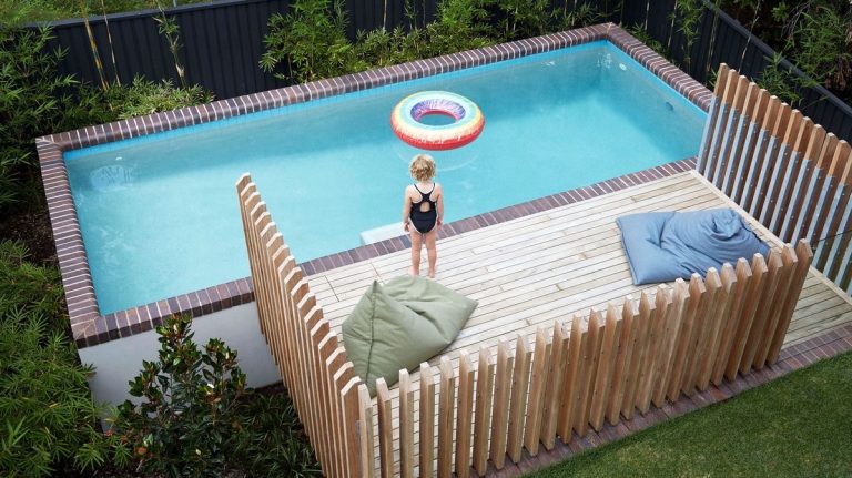 Top 25 Pool Fence Ideas 2025: Modern Safety & Style for Your Backyard ...
