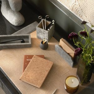 41 Must-Have Desk Accessories: Elevate Your Workspace Aesthetics ...