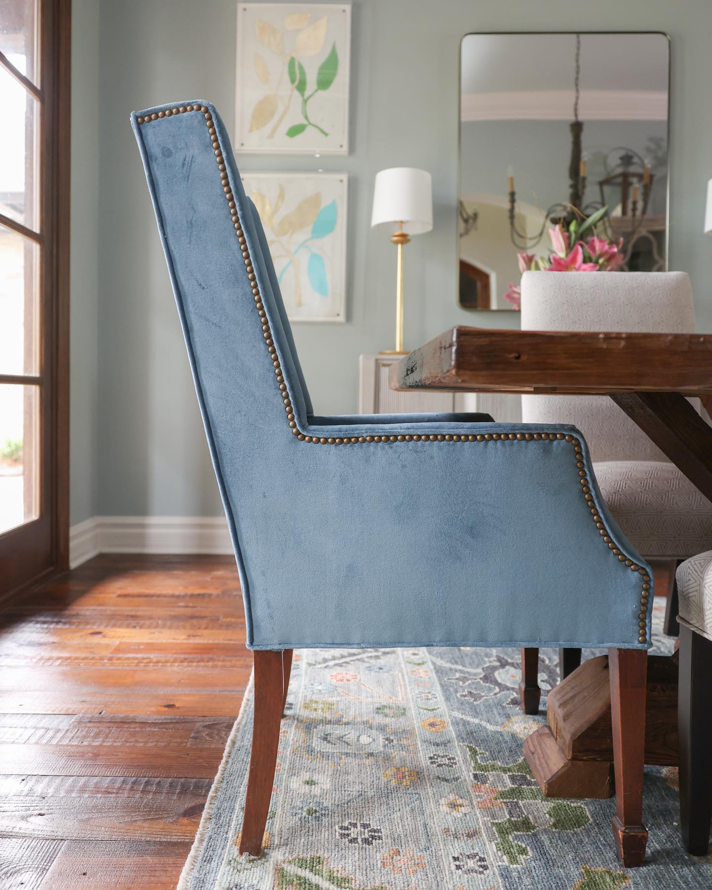 27 Velvet Chair 2025 Designs: Elevate Your Home with Luxury Seating ...