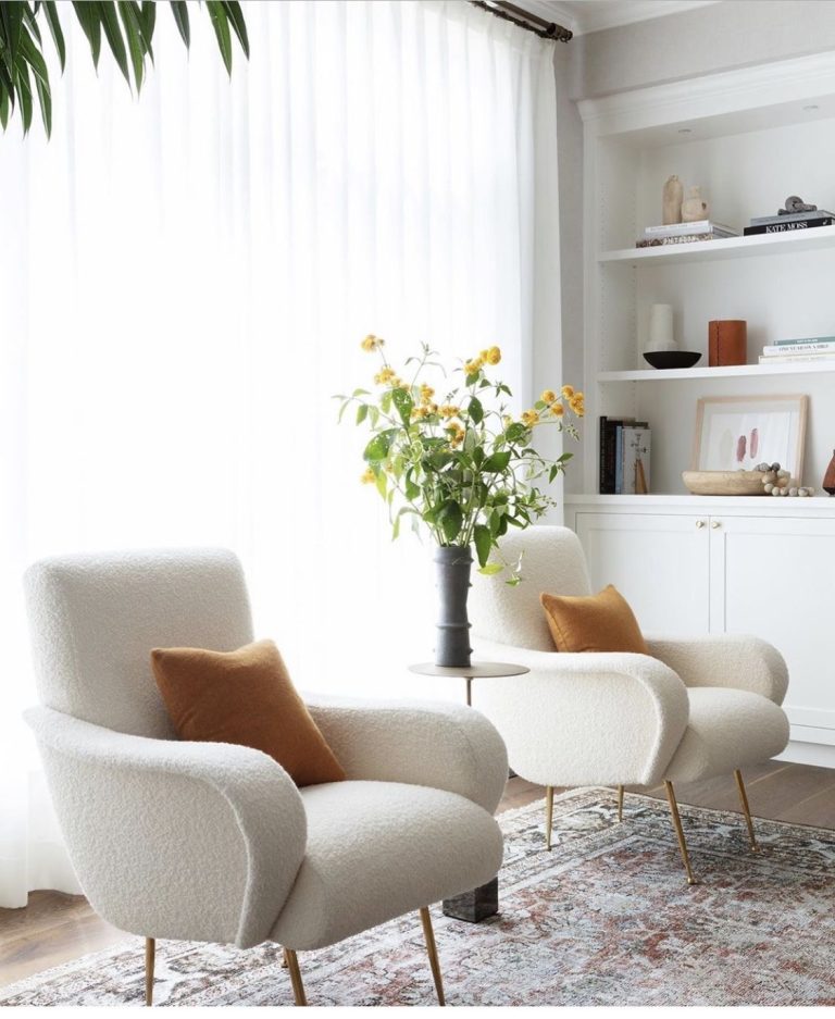 Discover 33 Trendy Chairs for Your Living Room 2025 - Ultimate Comfort ...