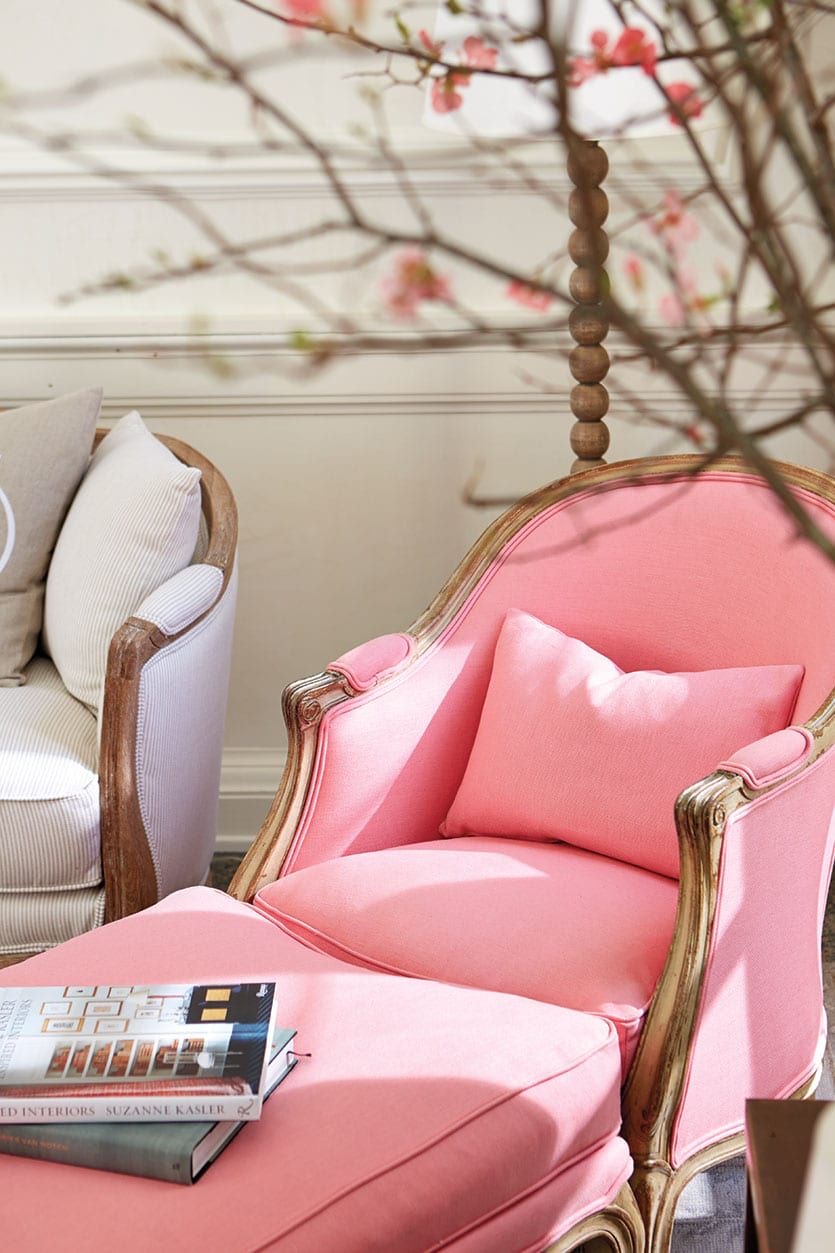 Explore 28 Pink Chair Styles 2025: Chic Comfort Meets Modern Decor ...