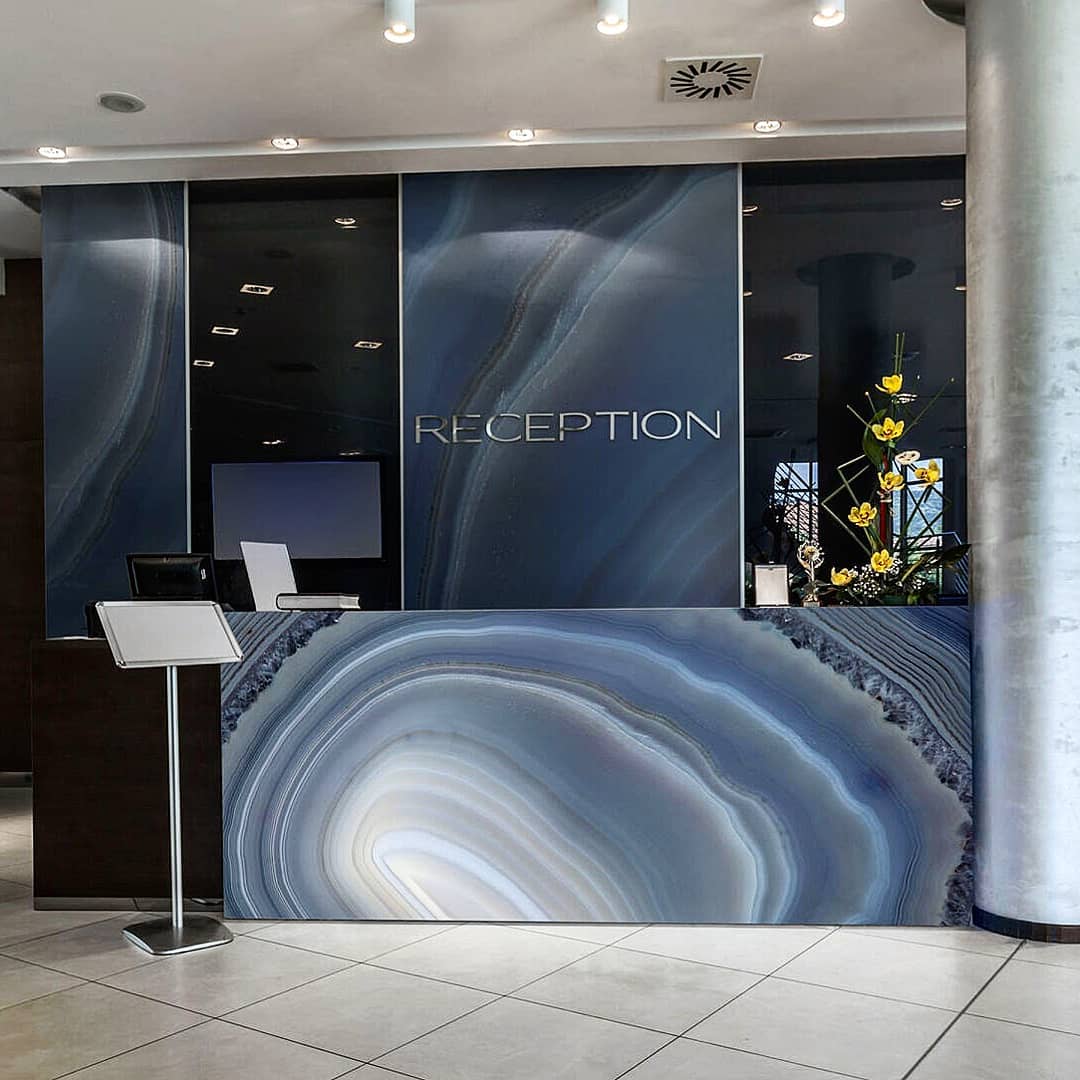 Discover 39 Trendsetting Reception Desk Designs - placeideal.com