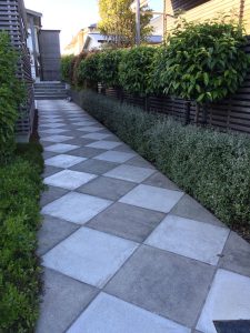 Explore 57 Front Walkway Ideas 2025: Transform Your Home Entryway ...