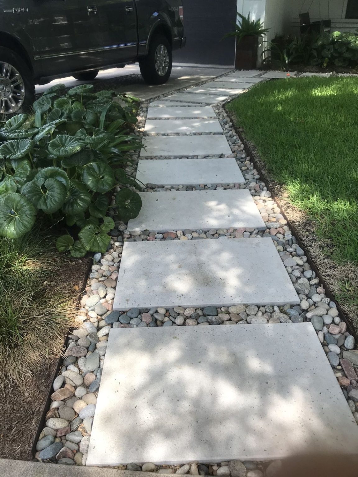 Explore 57 Front Walkway Ideas 2025: Transform Your Home Entryway ...