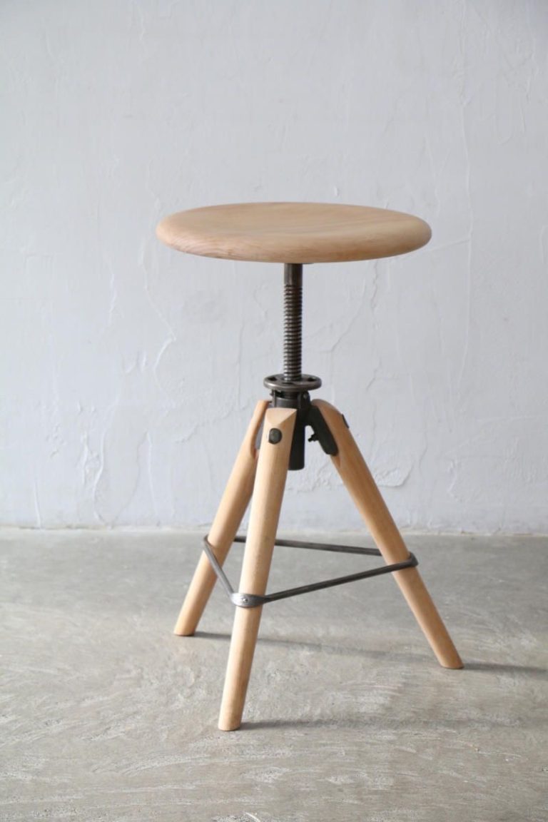 Explore 31 Innovative Workshop Chair Designs for 2025 - Trendsetting ...