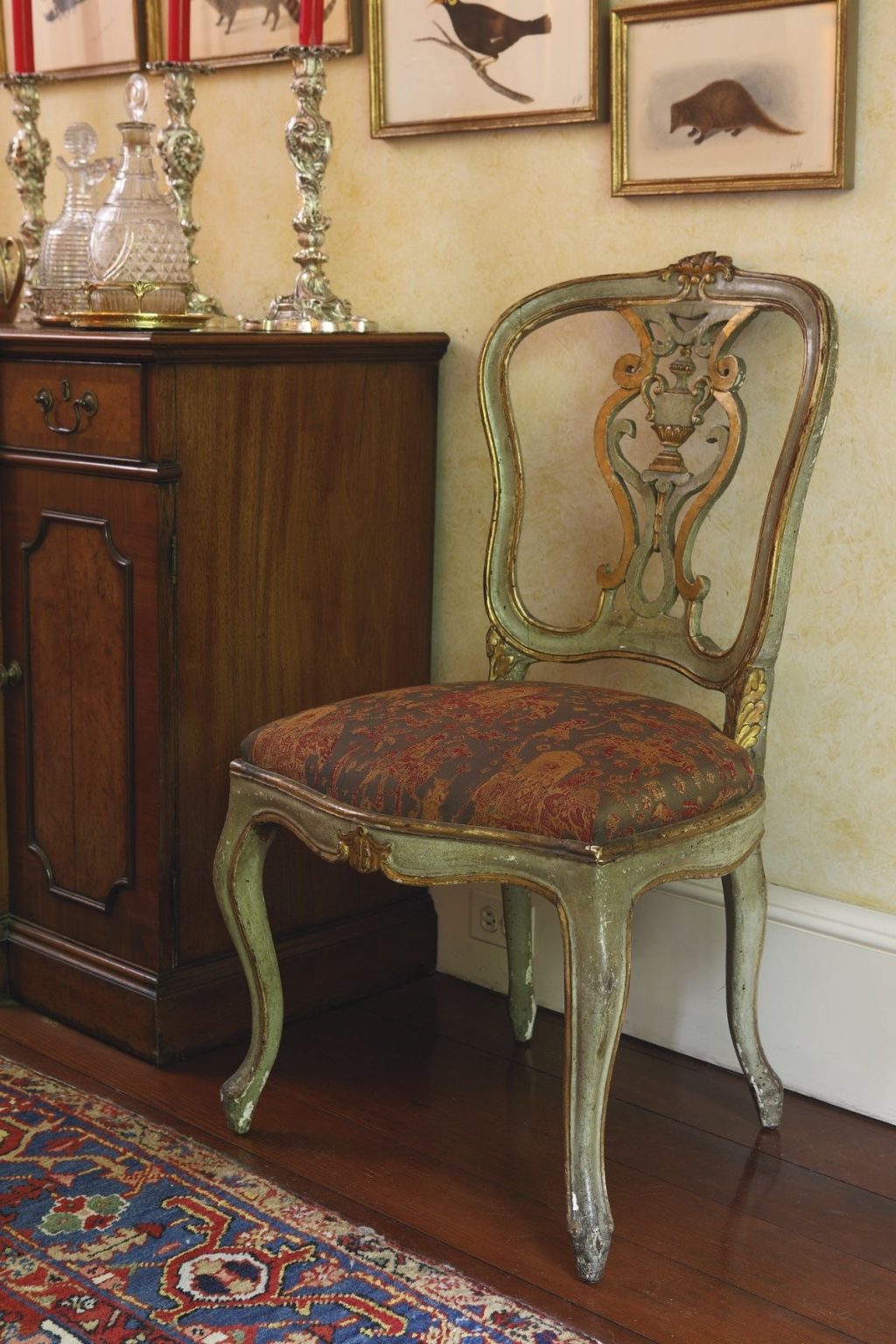 29 Vintage Chair Styles for 2025: Merge Timeless Elegance & Modern ...