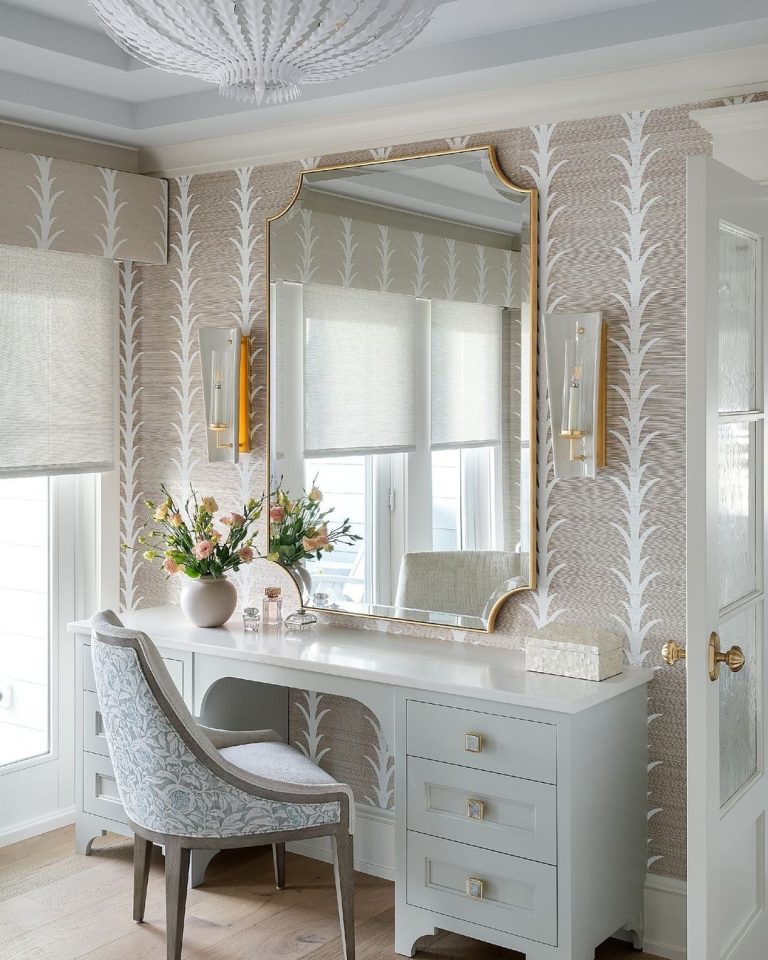 27 Trending Vanity Chair Styles for 2025: Find Your Perfect Match ...