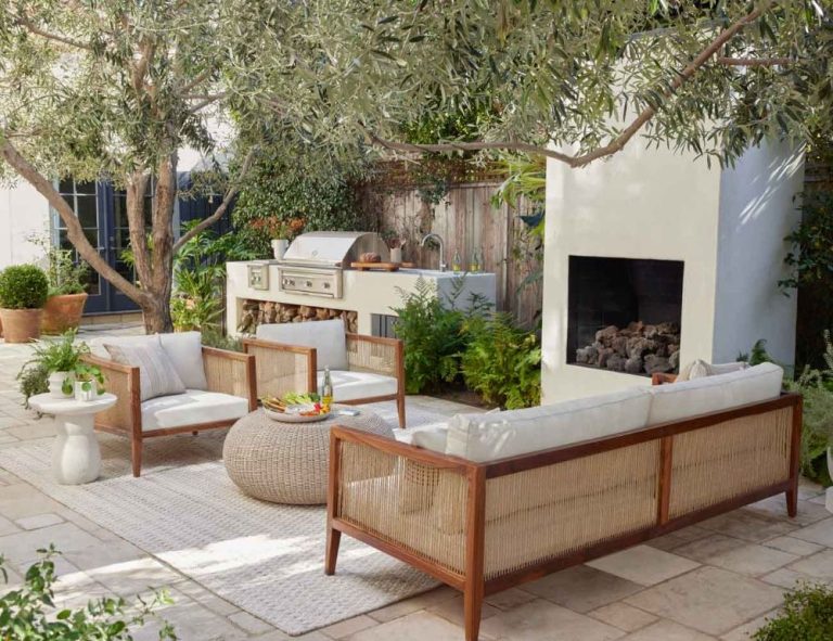 Top 34 Outdoor Patio Furniture Designs - Style & Comfort - placeideal.com