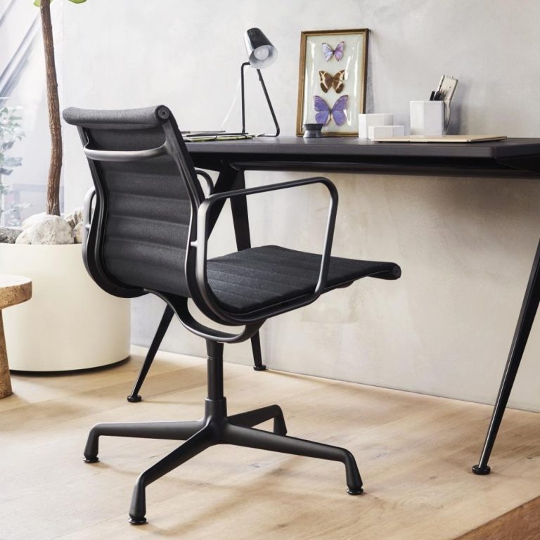 Top 32 Desk Chair Designs 2025 - Embrace Style & Comfort - placeideal.com