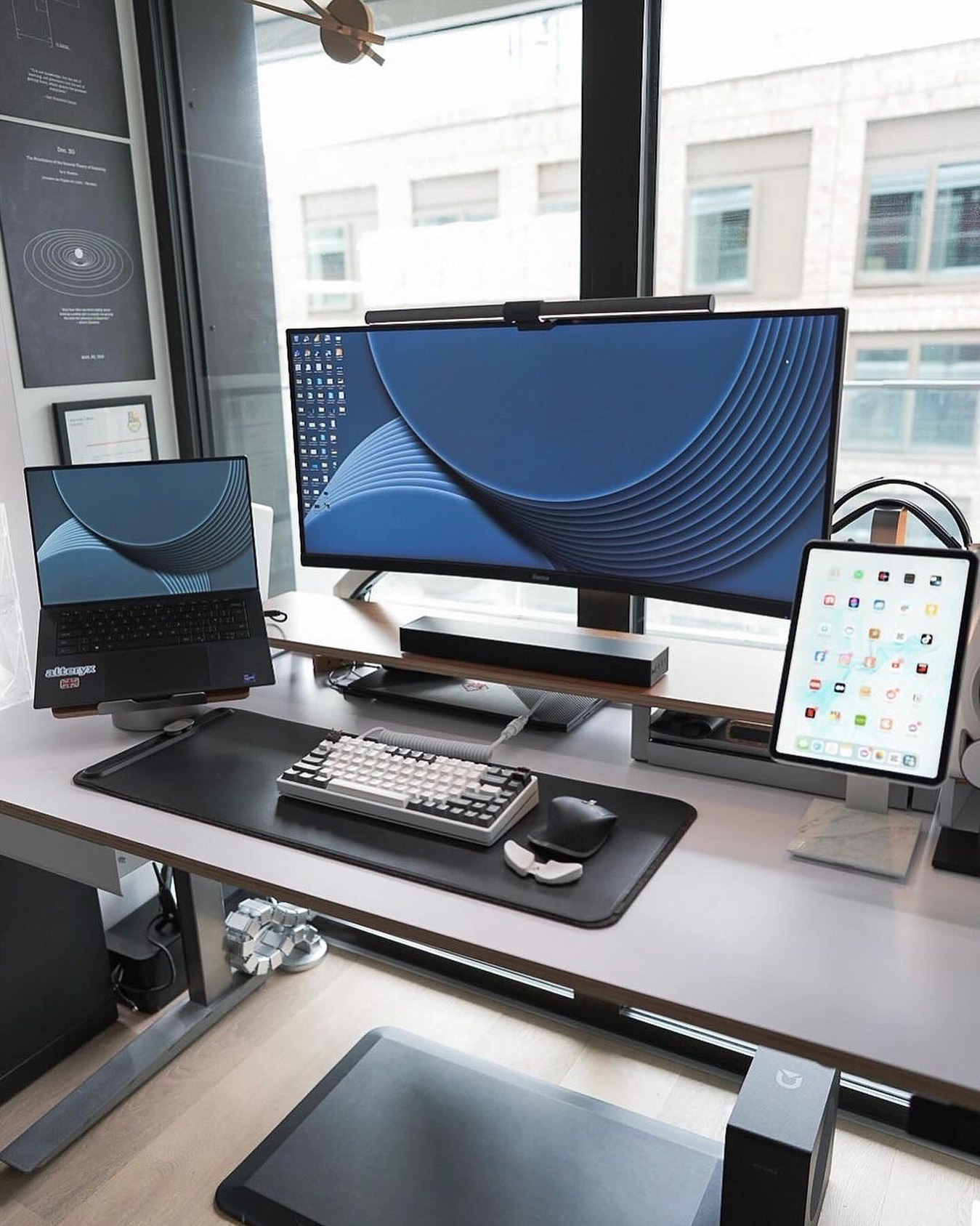 Explore 38 Gaming Desk Designs: Top Trends and Layouts - placeideal.com