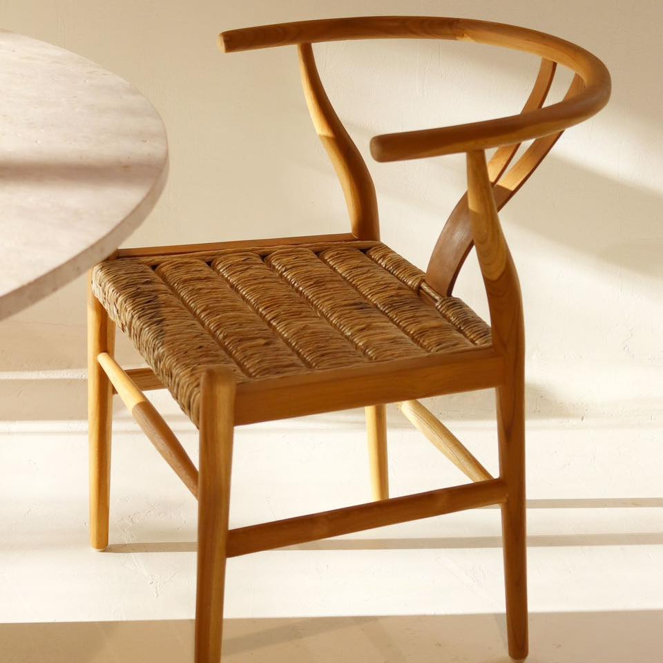 Discover 33 Wooden Chair Designs for 2025: Timeless Elegance Meets ...