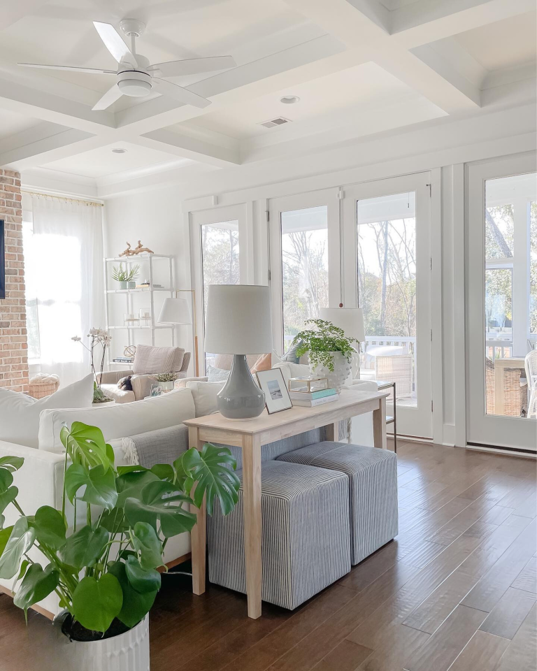 29 Sofa Table Decor Ideas to Transform Your Living Space Elegantly ...