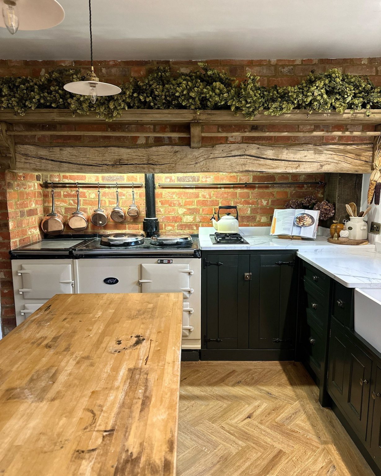 28 Farmhouse Kitchen Ideas for Every Style - Rustic to Modern Charm ...