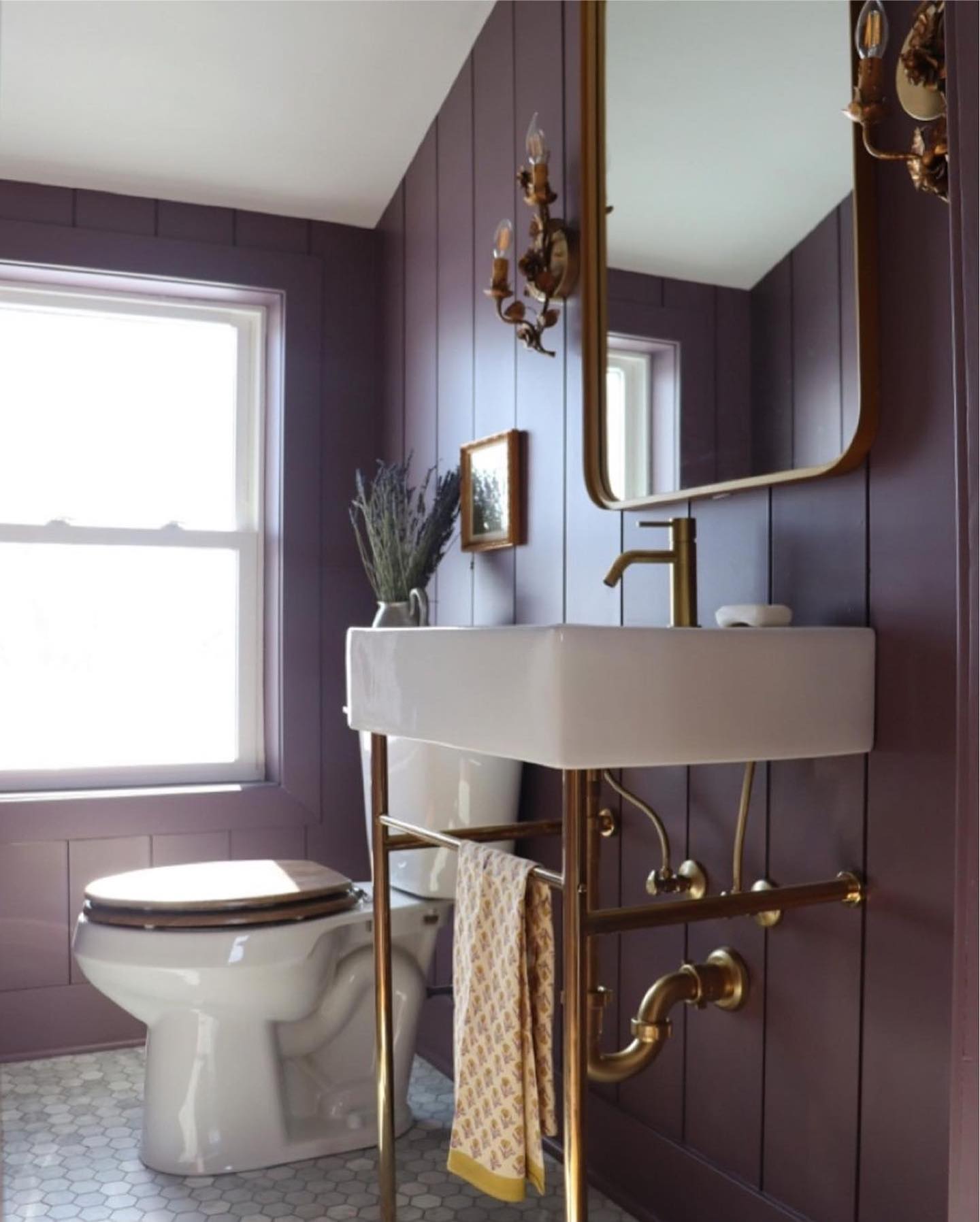 27 Purple Bathroom Ideas to Elevate Your Home's Elegance - placeideal.com