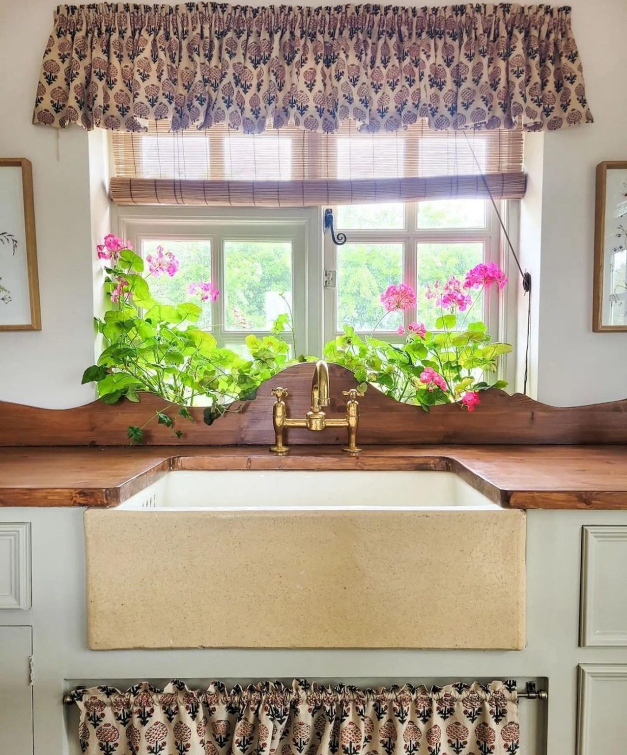 Top 30 Kitchen Window Ideas: Transform Your Space | Lively & Functional ...