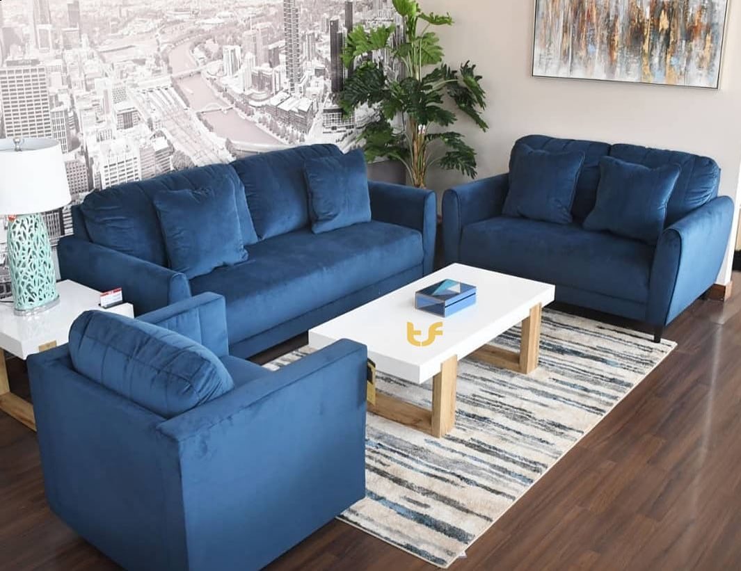 39 Inspiring Blue Sofa Living Room Ideas for a Chic Home - placeideal.com