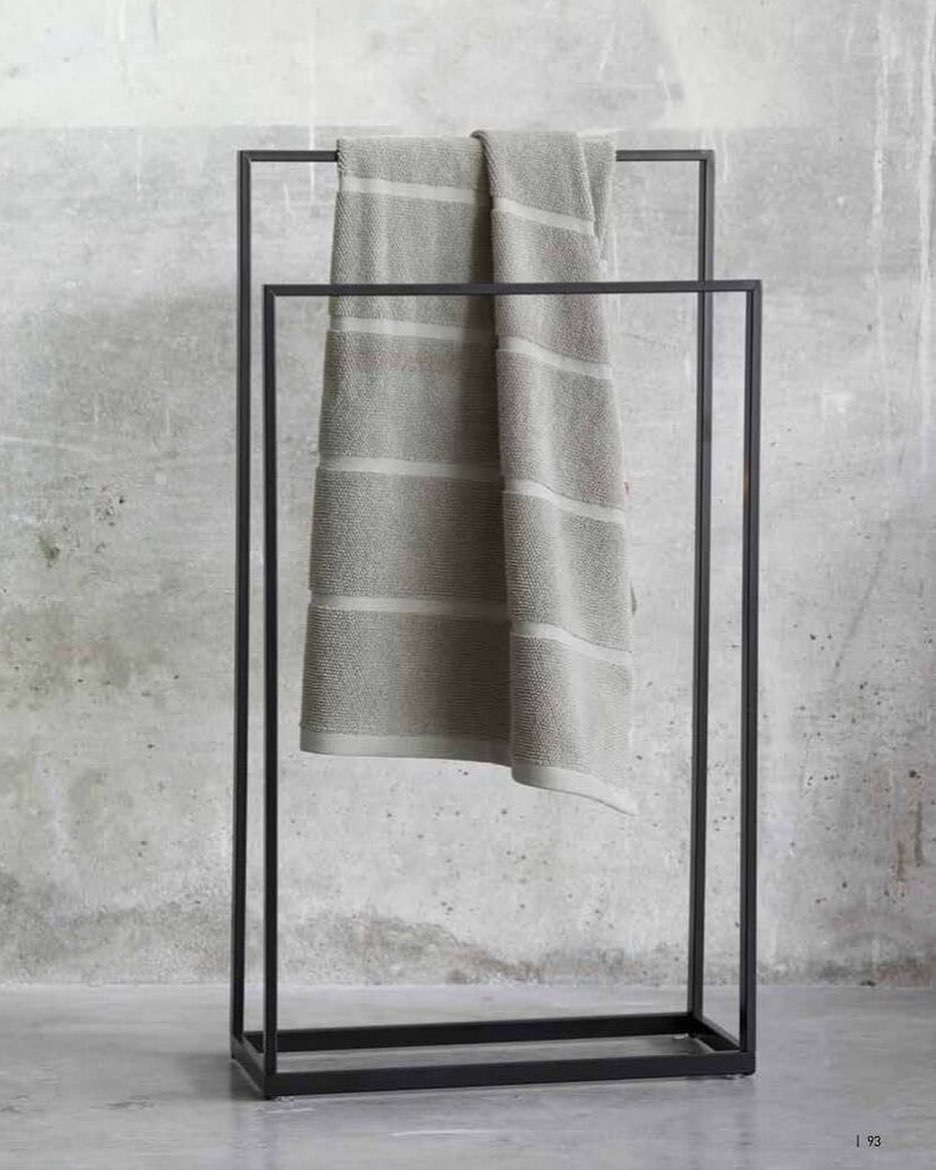 34 Unique Towel Rack Ideas to Elevate Your Bathroom Decor - placeideal.com