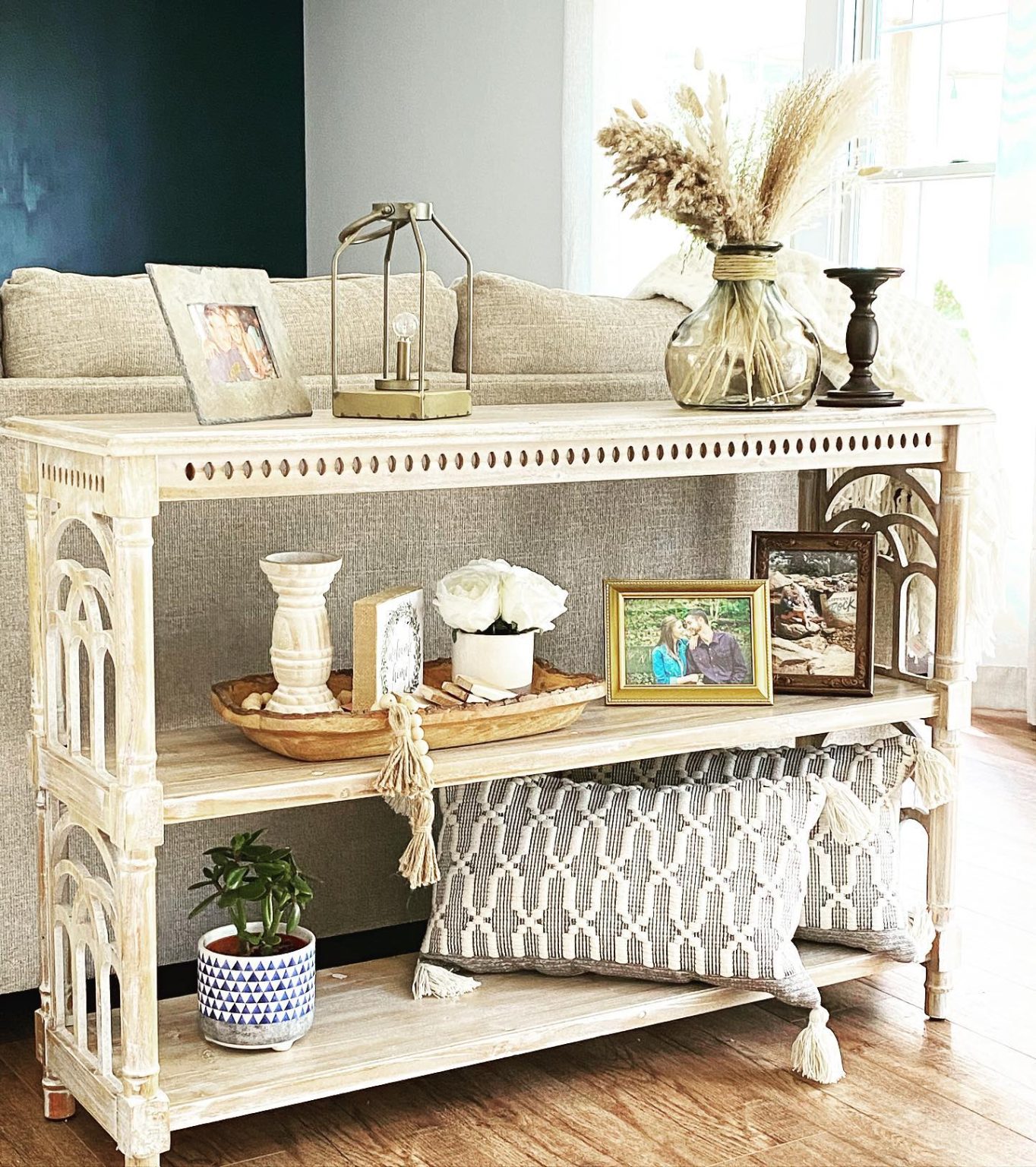 29 Sofa Table Decor Ideas to Transform Your Living Space Elegantly ...