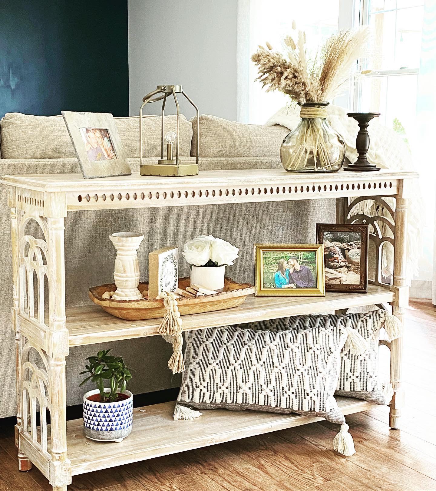 29 Sofa Table Decor Ideas to Transform Your Living Space Elegantly ...