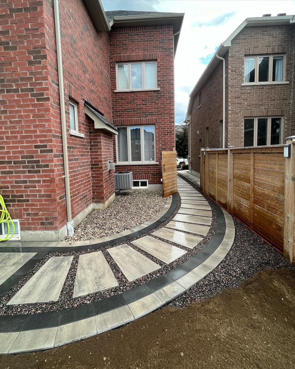 Elevate Your Yard: 31 Stepping Stone Walkway Designs for Every Style ...